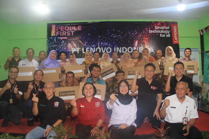 Lenovo Indonesia Hadirkan Computer Lab for Education, Lenovo Indonesia ...
